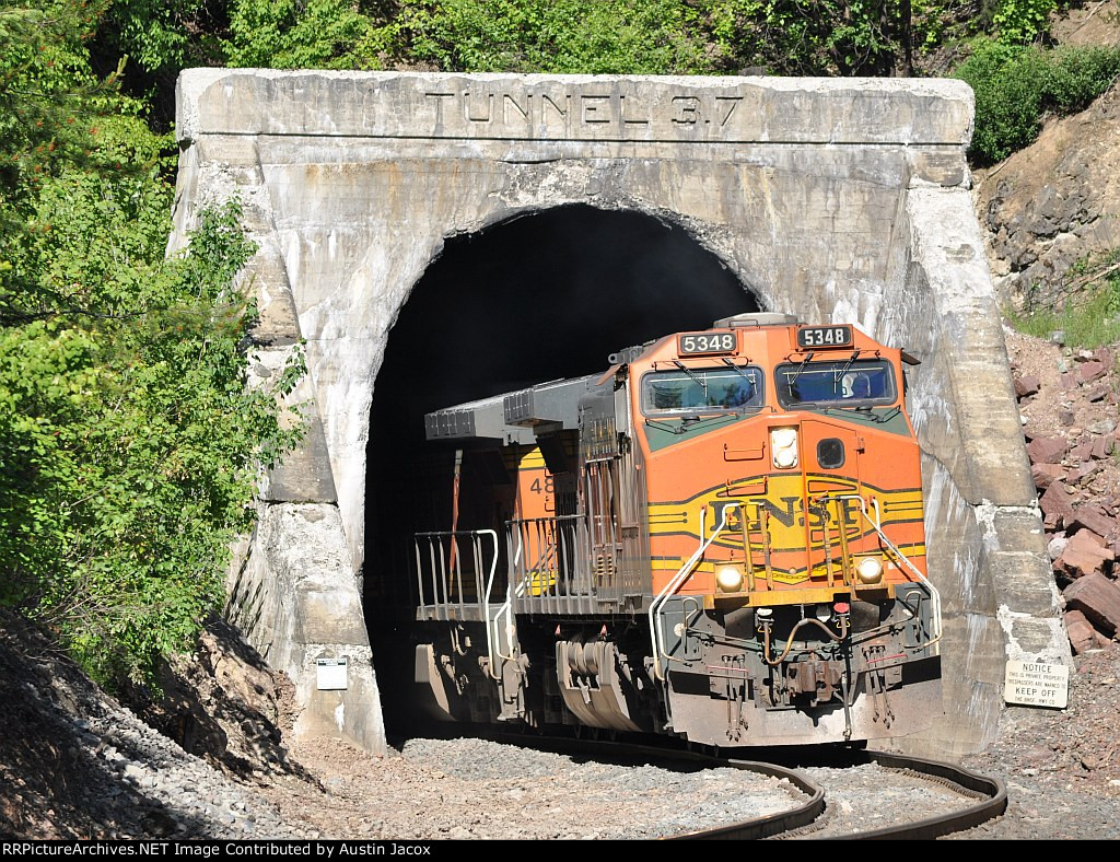 BNSF 5348